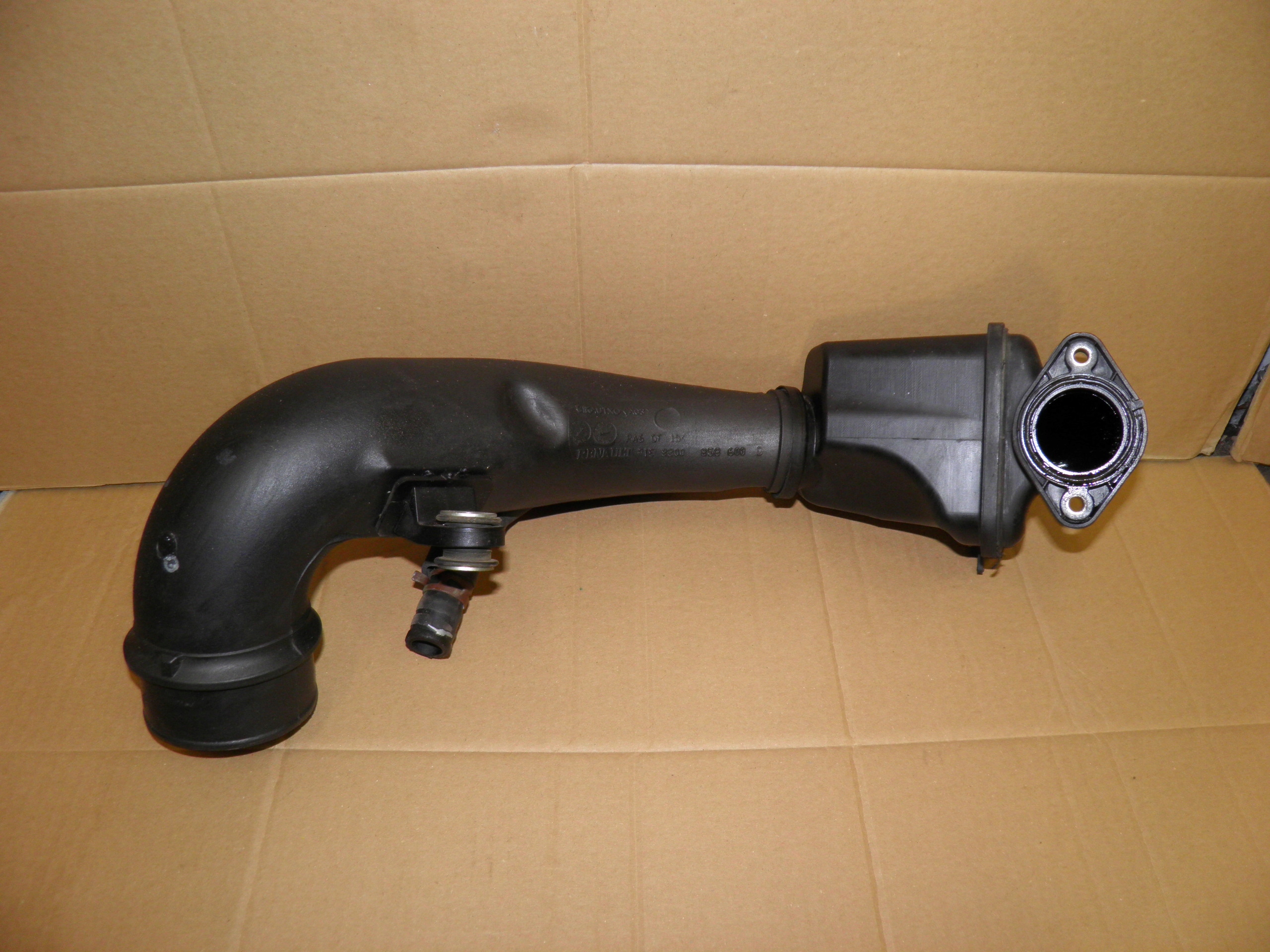 Renault OE 8200858600 przewód powietrza doładowującego - porównaj ceny ...