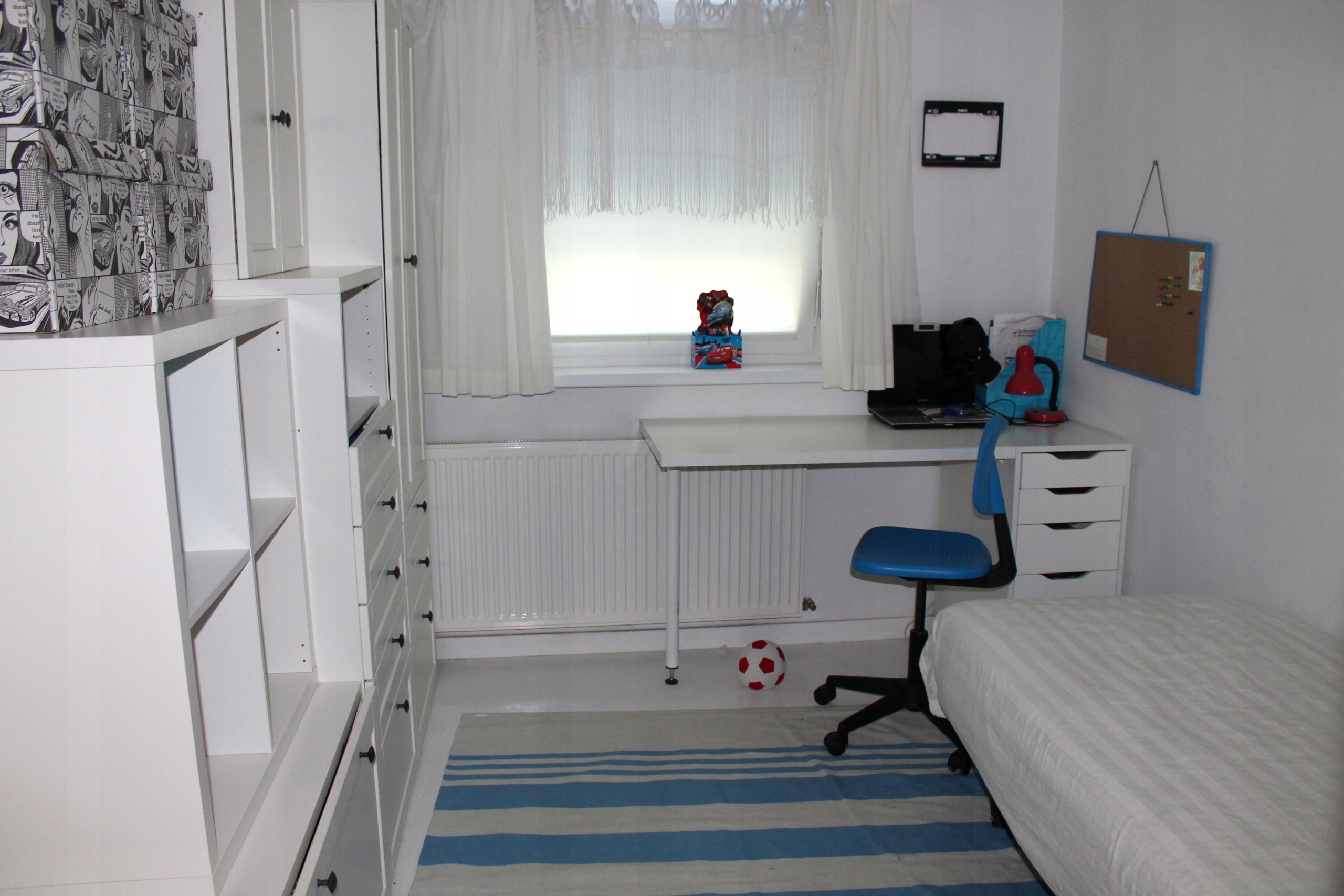 Meble młodzieżowe IKEA łóżko biurko szafa krzesło - 7495697493 ...