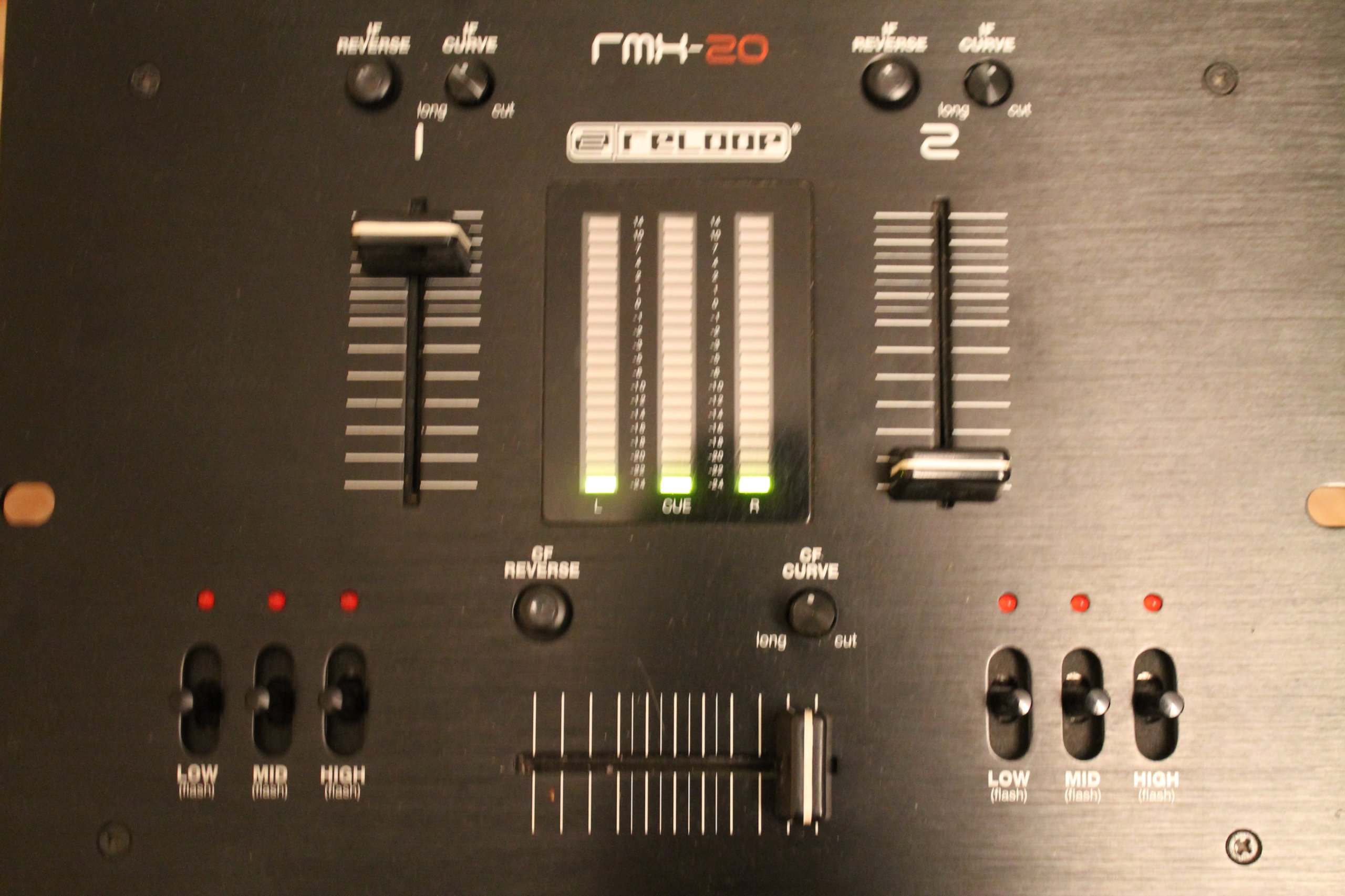 SPRZEDAM MIXER RELOOP RMX-20 - 6983588351 - oficjalne archiwum allegro