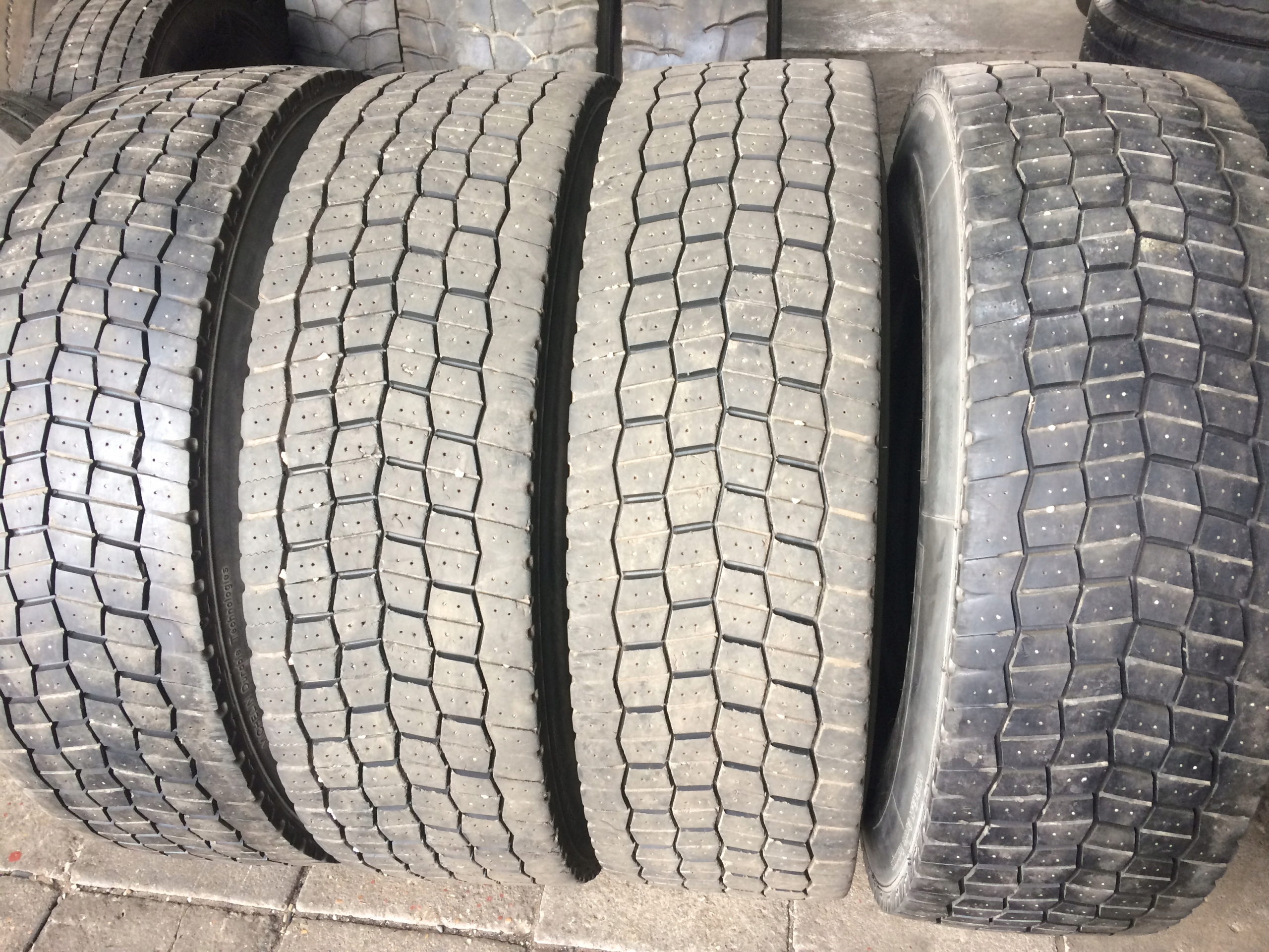 315/80R22.5 MICHELIN X MULTIWAY 3D XDE - 7460680654 - oficjalne ... 315/80R22.5 MICHELIN X MULTIWAY 3D XDE - 7460680654 - oficjalne ...