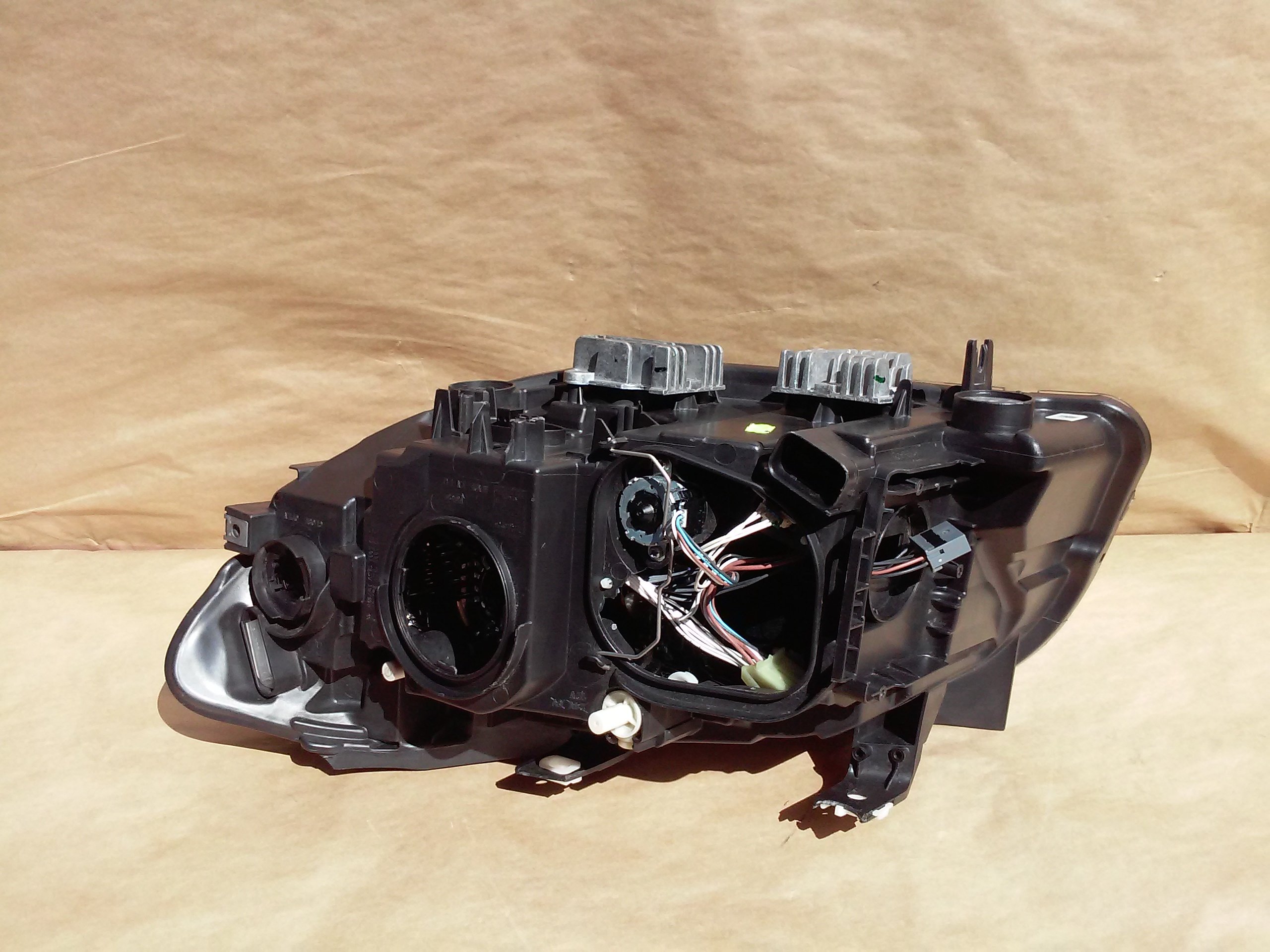 BMW X1 E84 BI-XENON LIFT PRAWY SKRĘTNY LAMPA LAMPY - 7361215685 ...