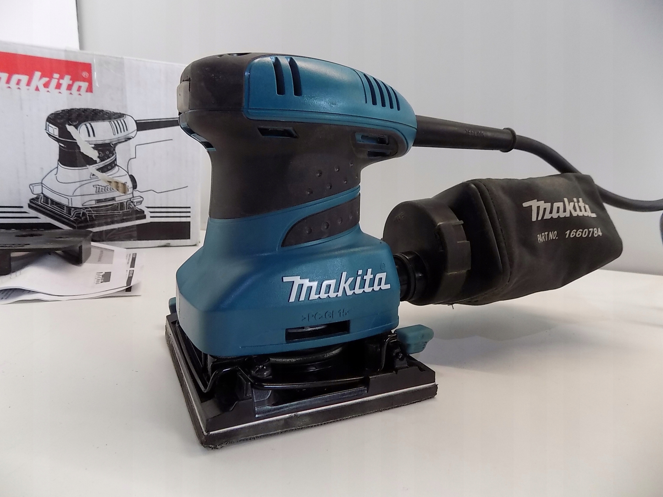 MAKITA BO4555 SZLIFIERKA OSCYLACYJNA (F) - 7533938161 - oficjalne archiwum allegro
