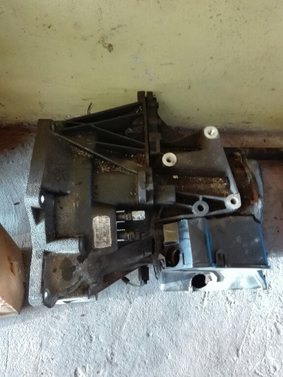 SKRZYNIA BIEGÓW FORD FOCUS Mk1 1.6 16v ZETEC SE - 7254603377 - oficjalne archiwum Allegro