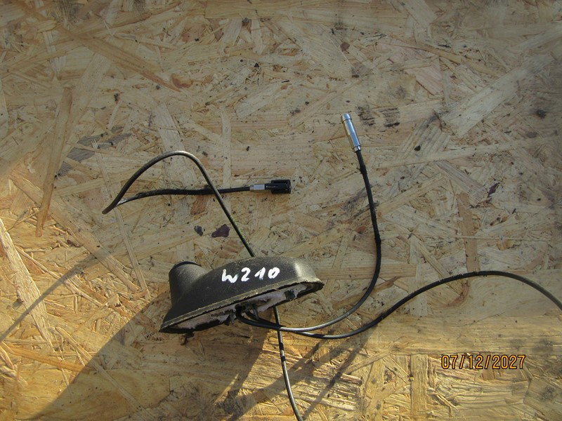 MERCEDES W210 ANTENKA ANTENA DACH DACHOWA - 7082576101 - oficjalne ...