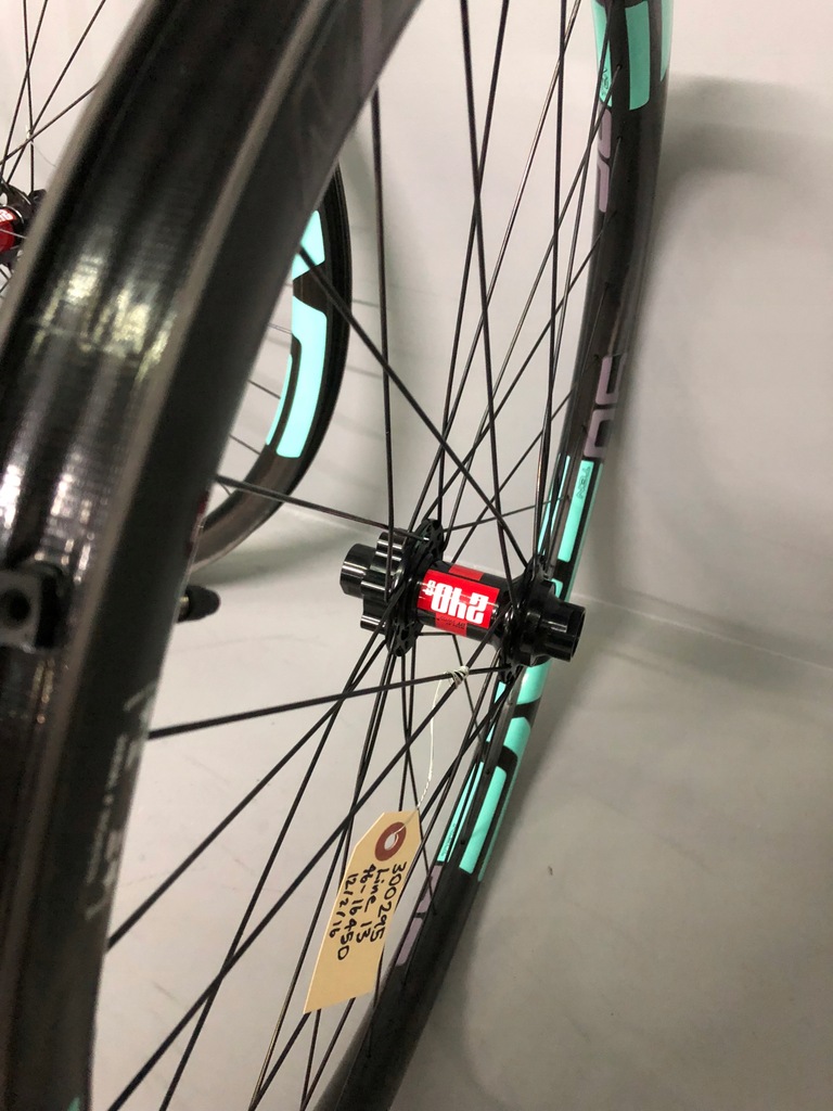 KOŁA ENVE M90 CARBON 27,5 DT SWISS 240S FV PROMO - 7509466392 ... KOŁA ENVE M90 CARBON 27,5 DT SWISS 240S FV PROMO - 7509466392 ...