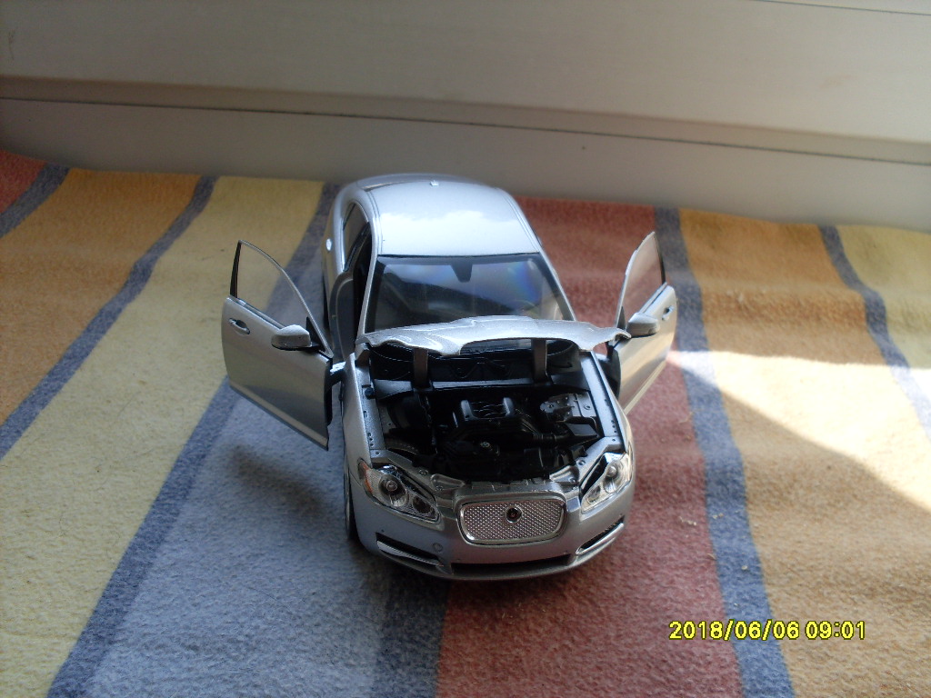 JAGUAR XF - 7432161508 - oficjalne archiwum Allegro