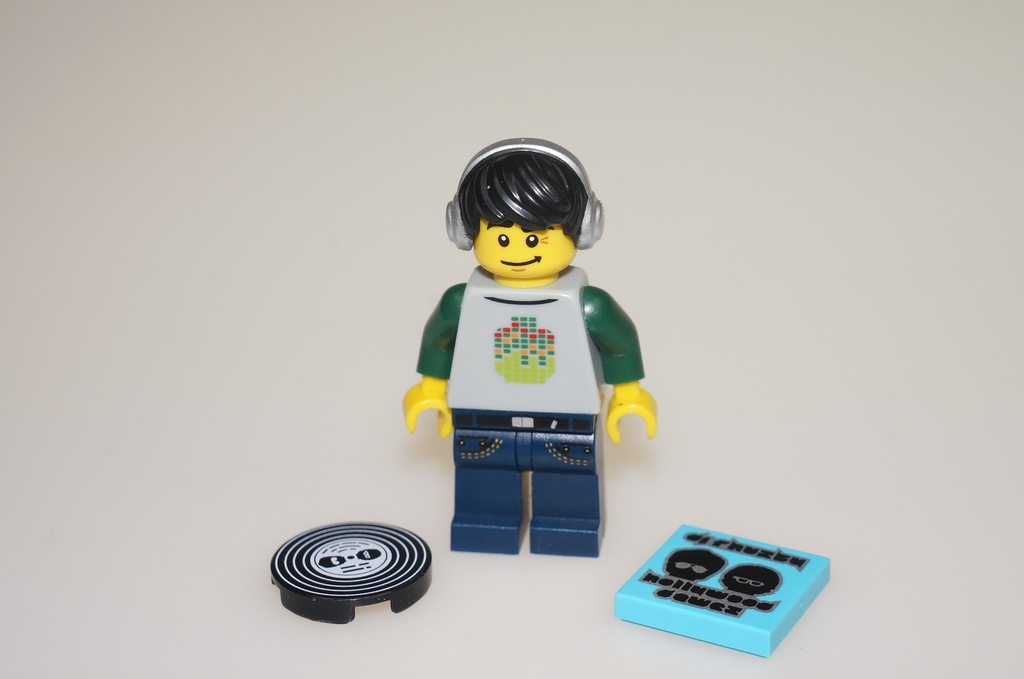 LEGO figurka Minifigures DJ - 7215524101 - oficjalne archiwum Allegro