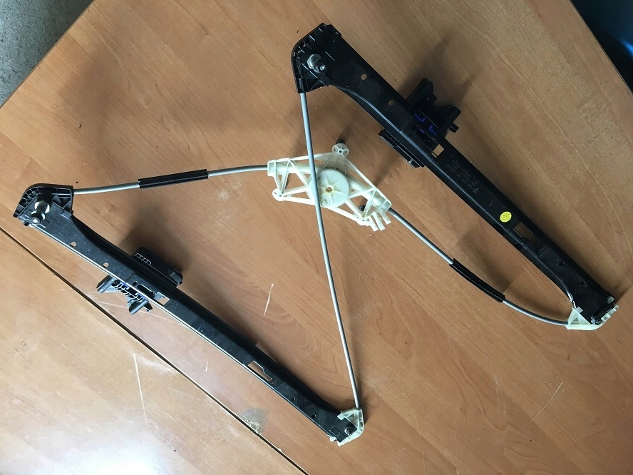 Porsche Macan -Mechanizm Podnośnika Szyb 95B837461 - 7532373482 ...