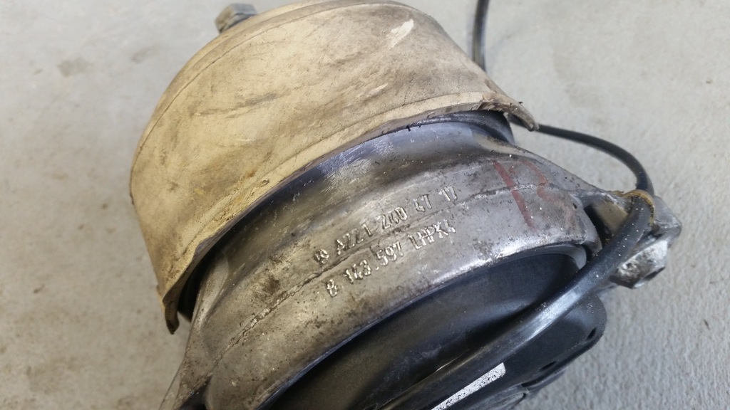 PODUSZKA SILNIKA A2212404717 - W221 12R 3.5 V6 AMG - 7635930304 ...