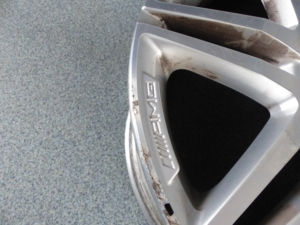 FELGA ALUMINIOWA MERCEDES AMG A2124014502 19" - 7159498467 - oficjalne ...