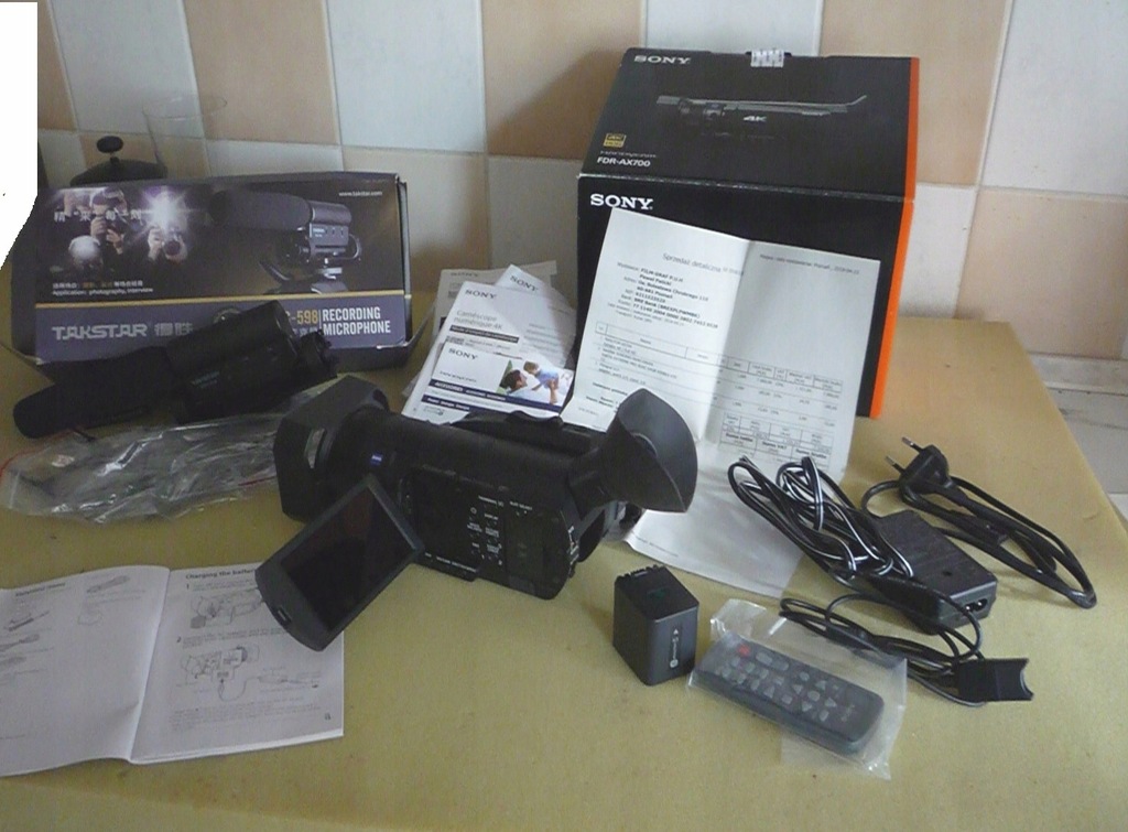 Kamera Sony AX 700 OKAZJA ! - 7583431921 - oficjalne archiwum Allegro