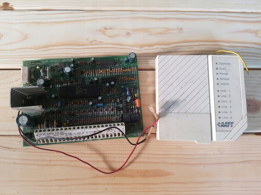 Centrala alarmowa DSC PC 1550 6 lini + klawiatura - 7553423595 ...