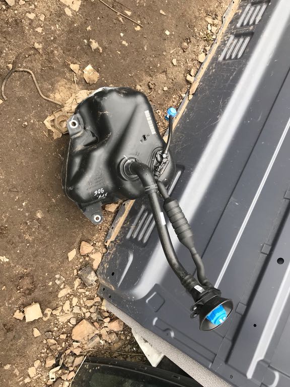 MERCEDES SPRINTER 906 Lift Zbiornik Adblue - 7241525108 - oficjalne ...